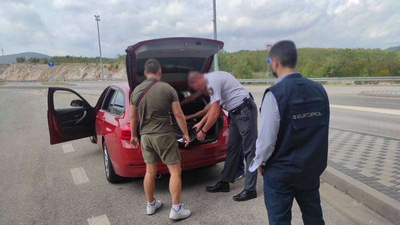 330 arrests during EU-wide Joint Action Days – The joint activities ...