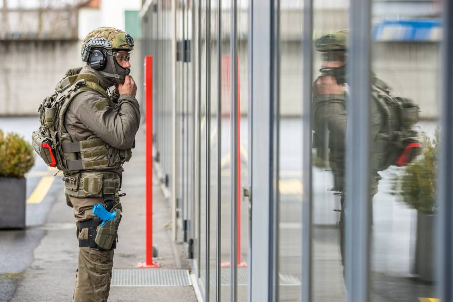 This is what you (almost) never see – Over four days, surveillance and ...