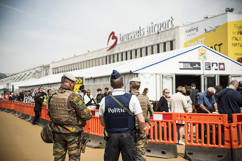 Europol announces winners of 2016 law enforcement photo competition ...